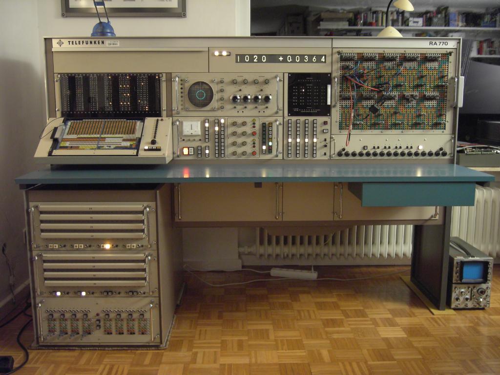 The Telefunken RA 770 Analog Computer